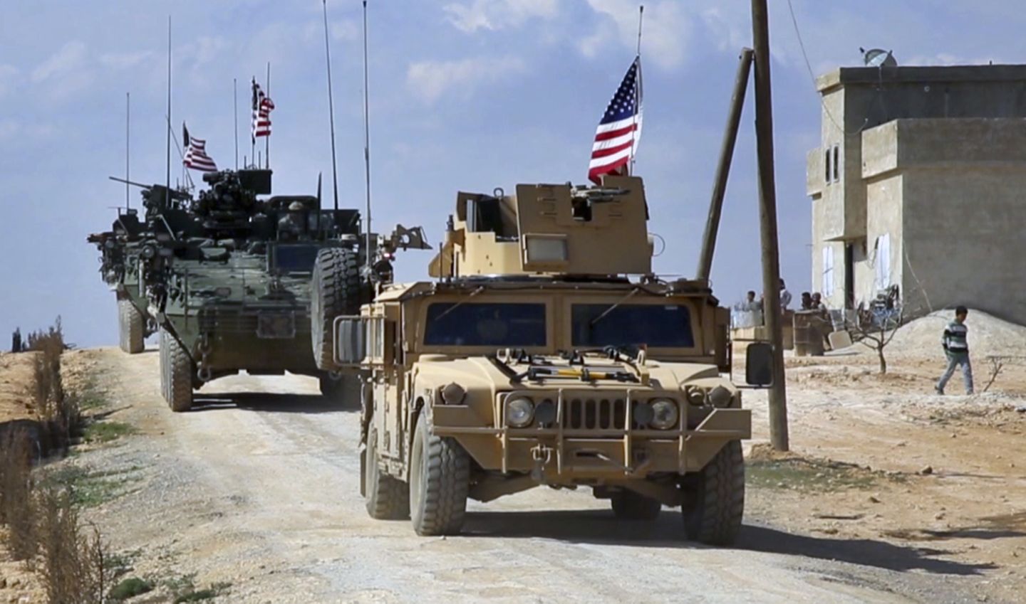 Una matanza conveniente de tropas estadounidenses en Siria [Finian ...